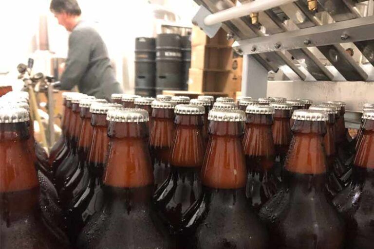 How to Use a Brite Tank (Bright Beer Tank) to Brew, Clarify & Carbonate ...