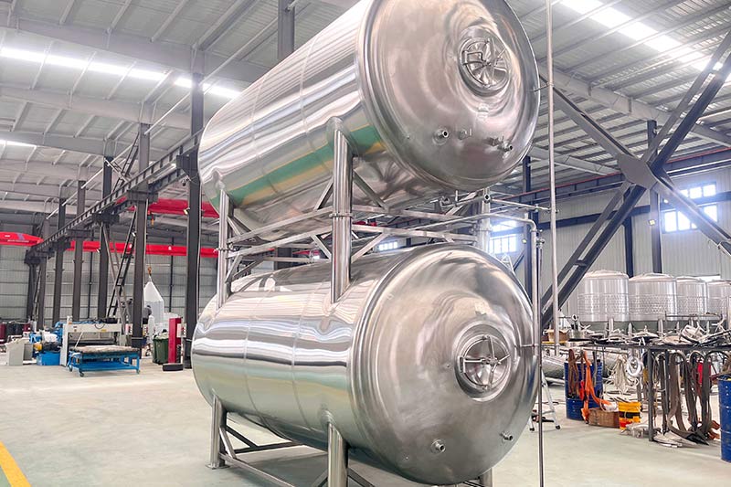 What are the main uses of bright tanks?